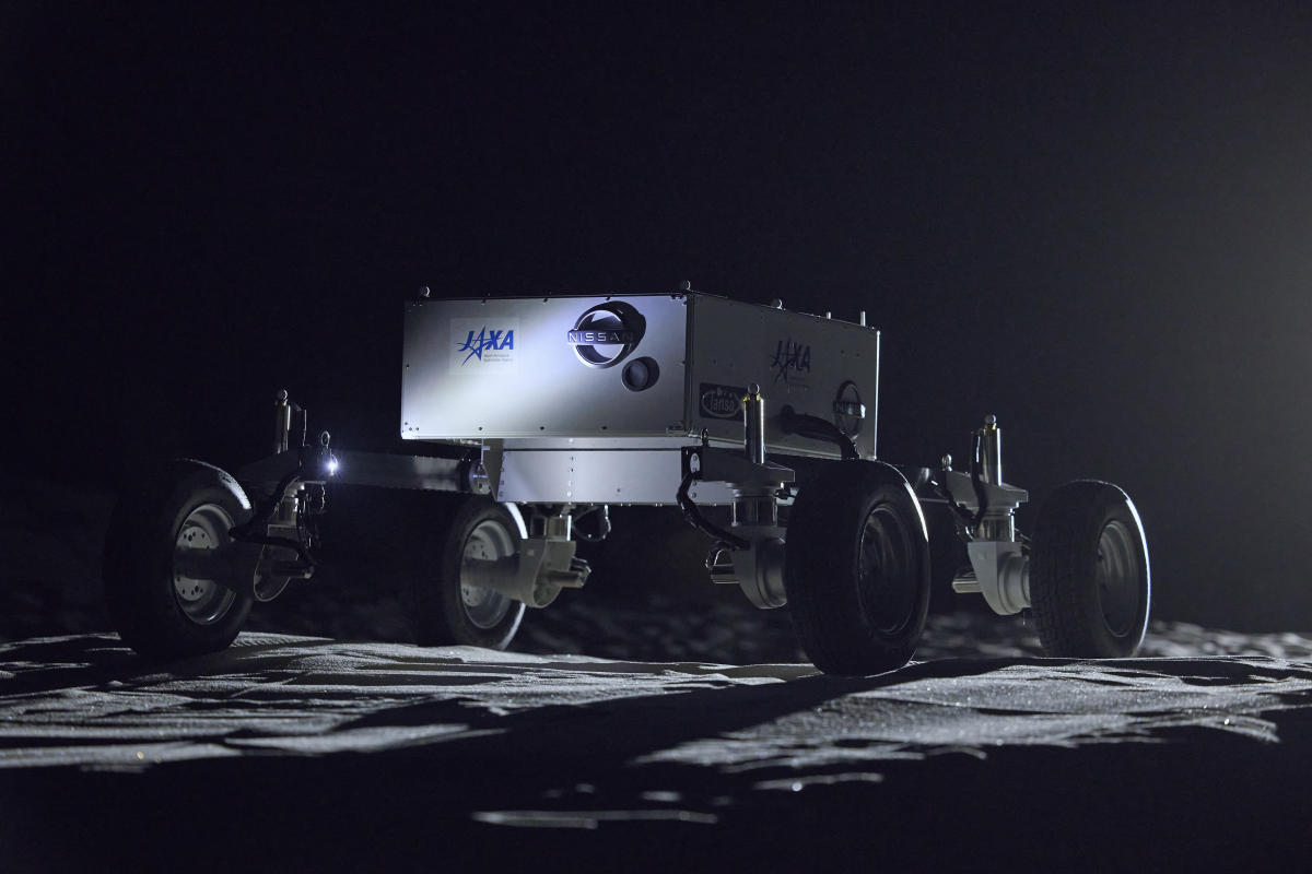 In Pics: Nissan Lunar Rover - Detailed Image Gallery of the Moon ...