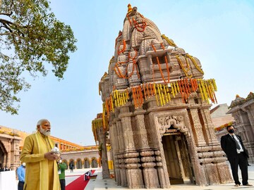 Peak-Day Pilgrims Triple at Kashi Vishwanath Temple after Corridor Inauguration by PM Modi - News18
