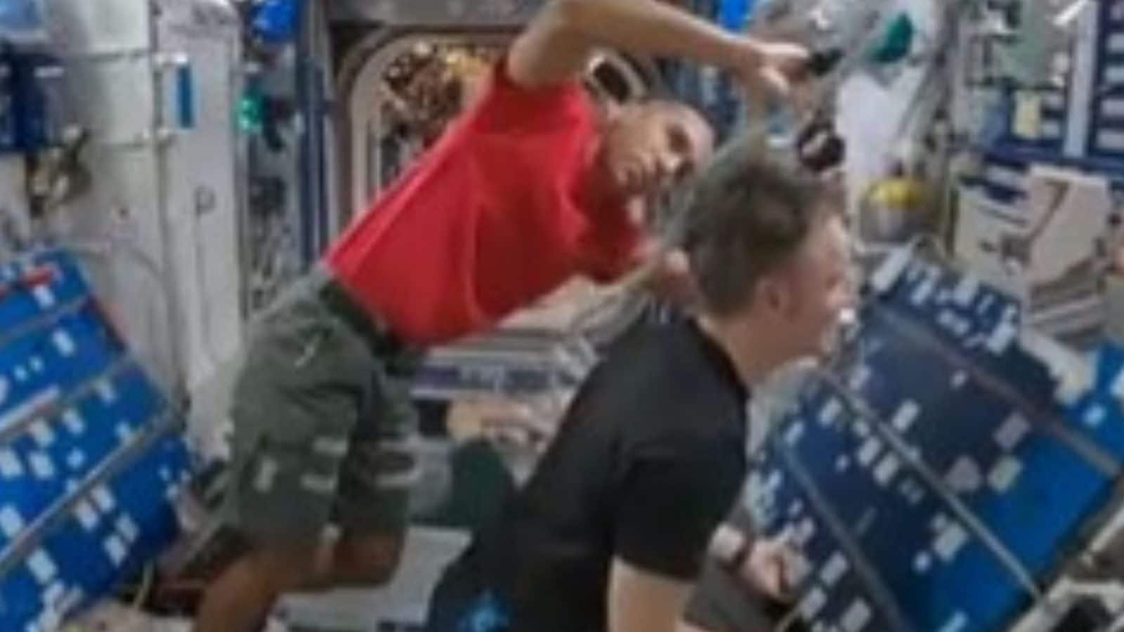 WATCH: This is How NASA Astronauts Get Haircut in 'Space Salon' Aboard ...