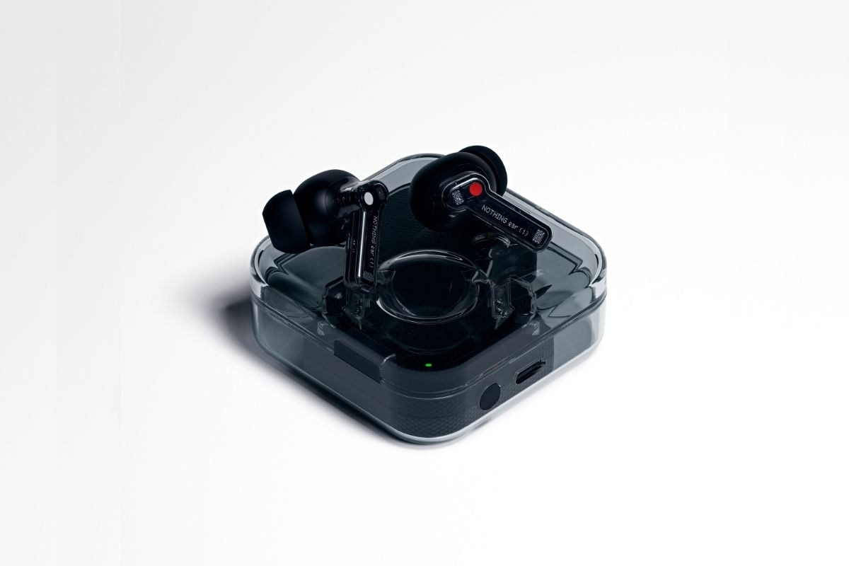 In Photos: Take A Look at Limited Black Edition of Nothing Ear 1 TWS ...
