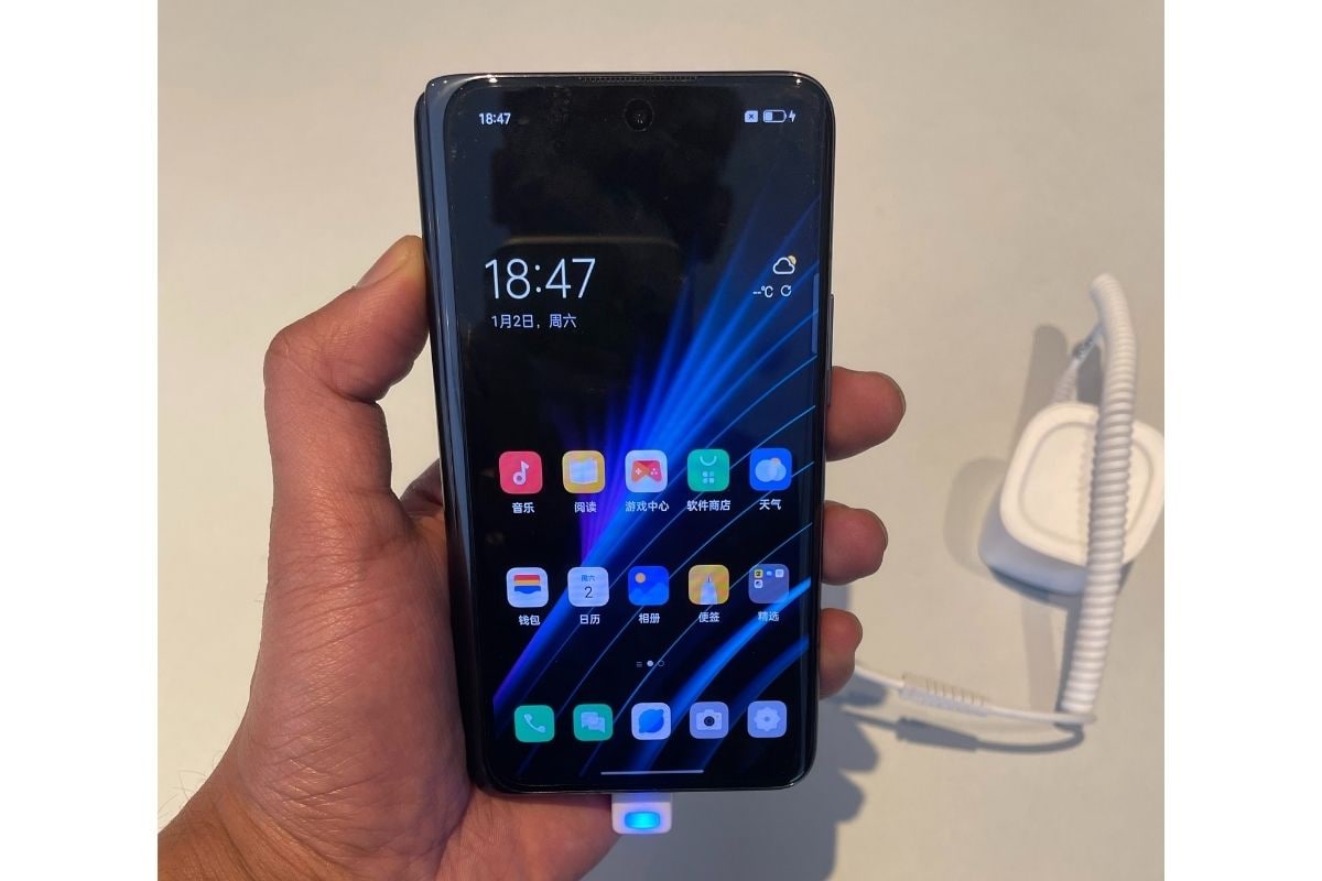 Here's How Oppo Find N Foldable Smartphone Looks in Real Life - News18
