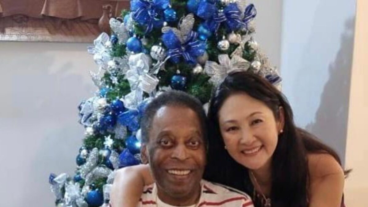 Pele Living Moments of 'Love, Peace and Unity' 2 Days After Release ...