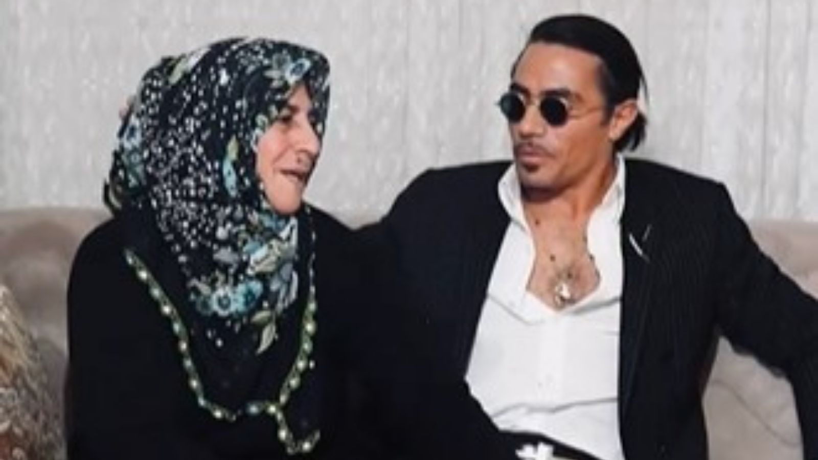 Salt Bae Slammed Over Reunion Video With Mom, Here's Why | Buzz News ...