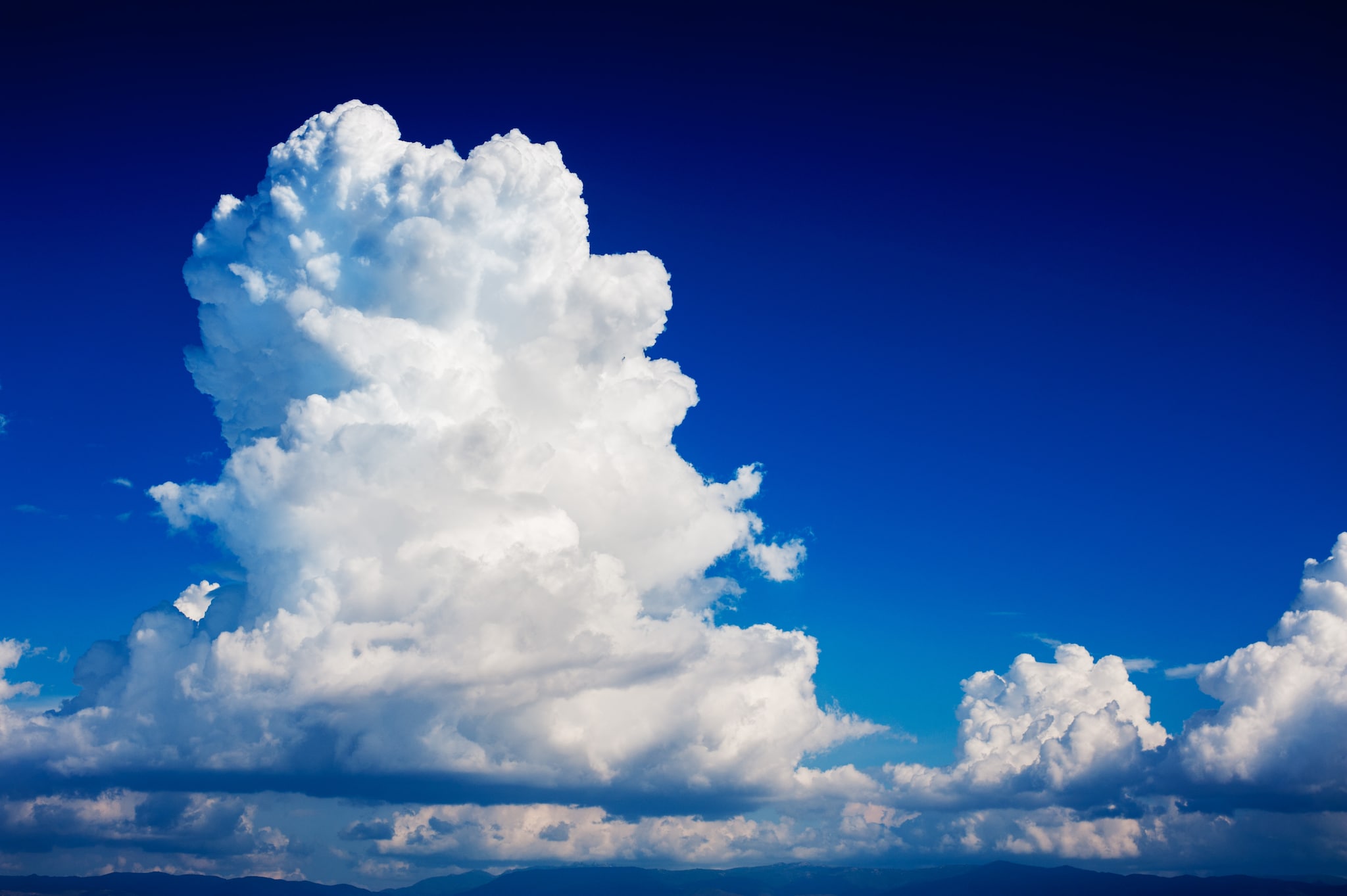 In Photos: UFO, Shelf and Mammatus Among the Rarest of Cloud Formations ...