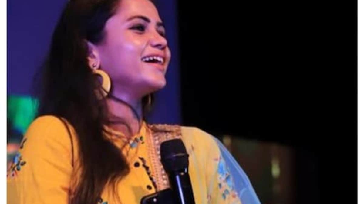 Here’s How Much Tamil TV Presenter Manimegalai Is Paid For Every TV ...