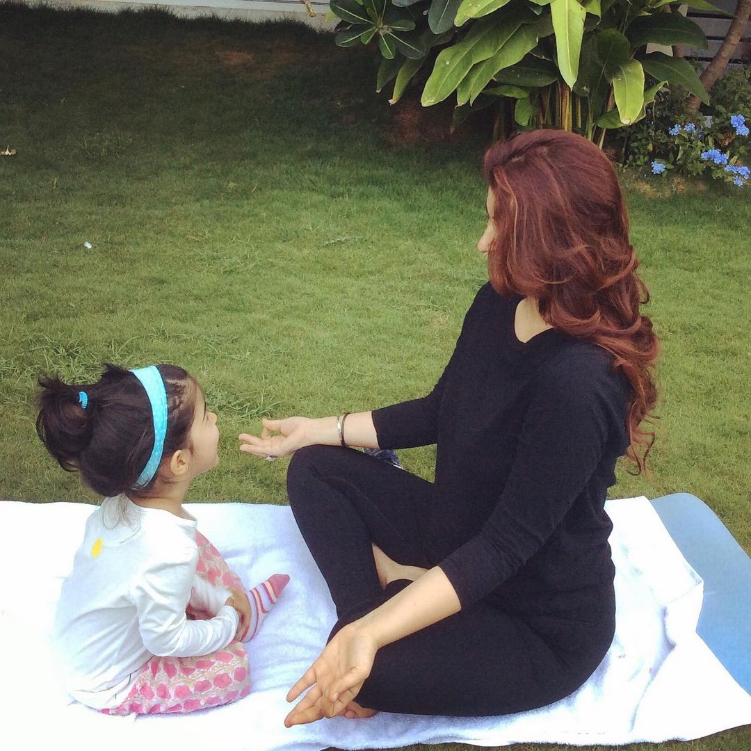 Happy Birthday Twinkle Khanna: A Dive Into Mrs Funny Bones’ Instagram ...