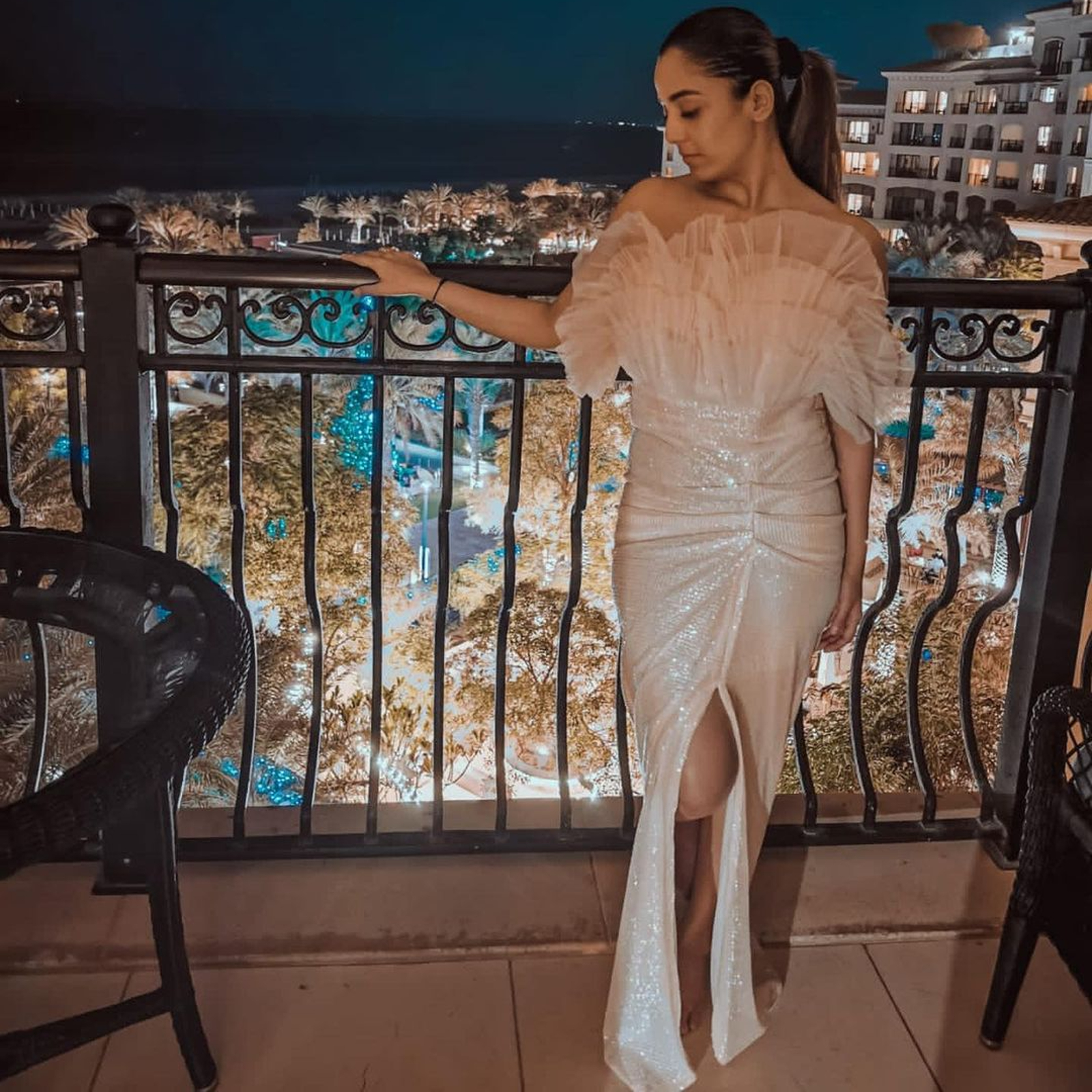 Srishty Rode Looks Glamorous In Jet Black Outfit, Take A Look At Her ...