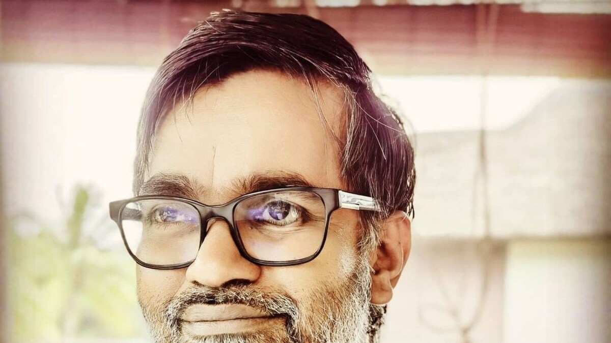 Dhanush's Brother, Director Selvaraghavan, Tests Positive for Covid-19 ...