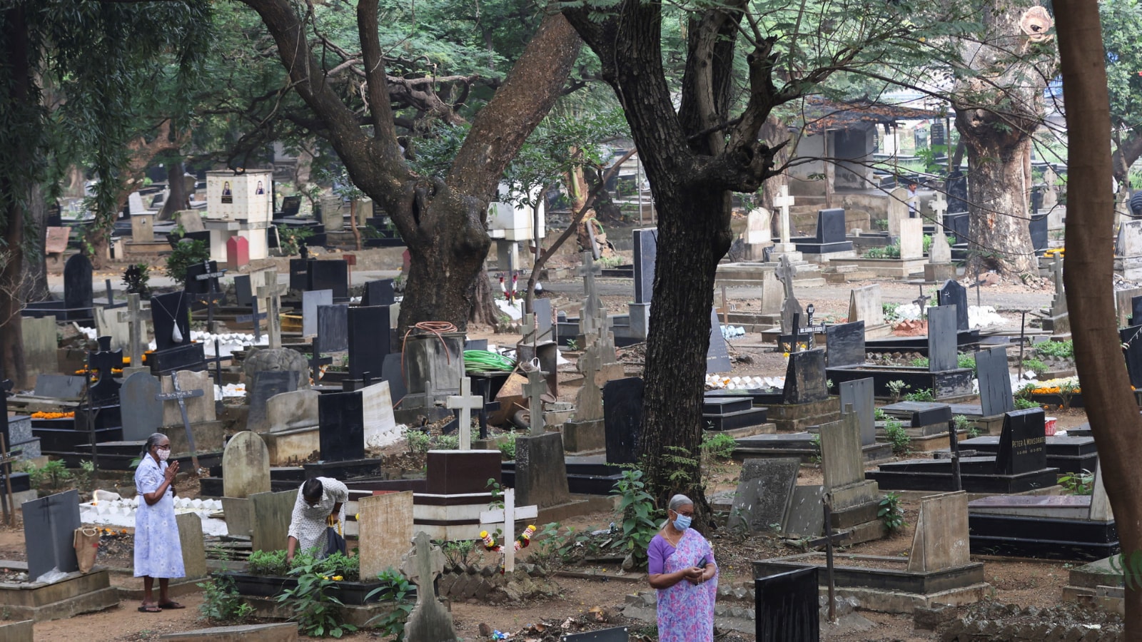 A Death on the Internet: How Digital Graveyards are Changing the ...