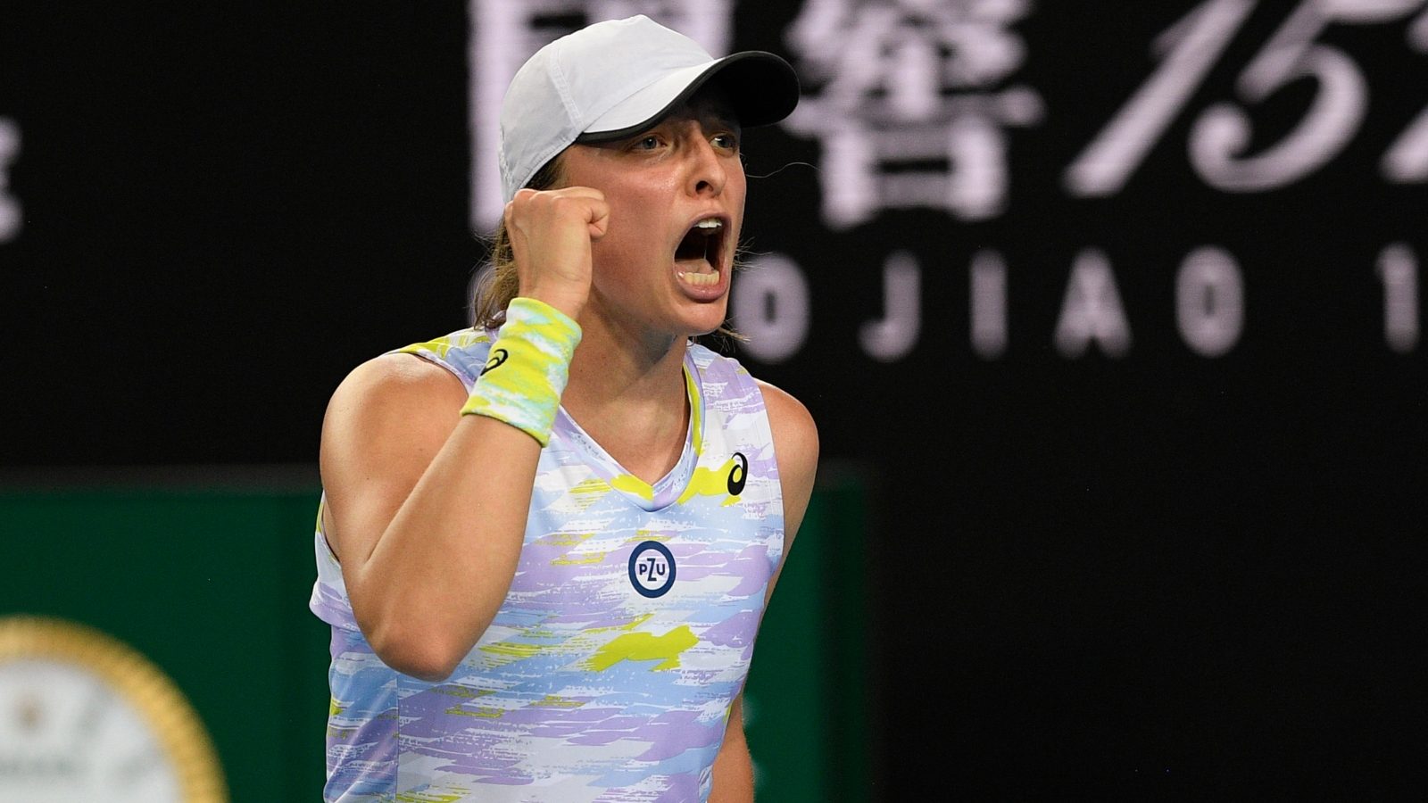 Australian Open: Iga Swiatek Dominates from Baseline and Sails Through ...