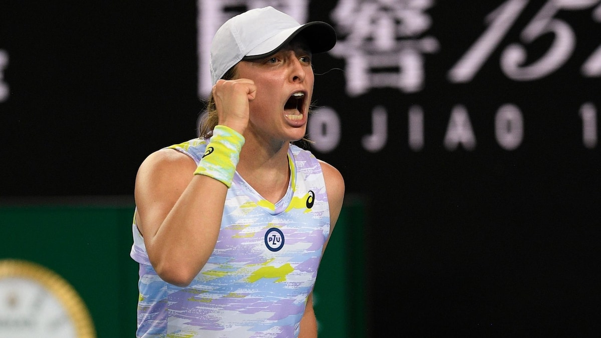 Australian Open: Iga Swiatek Dominates from Baseline and Sails Through ...