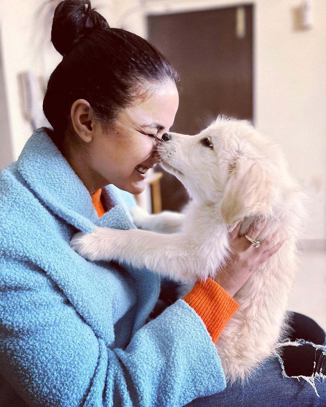 Jasmin Bhasin Looks Uber Chic In Mini Knitwear Dress, Check Out The ...