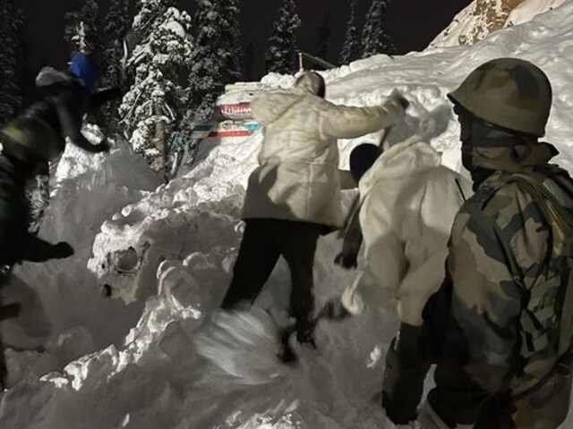 7 Army Personnel of Patrolling Team Hit by Avalanche in Arunachal ...
