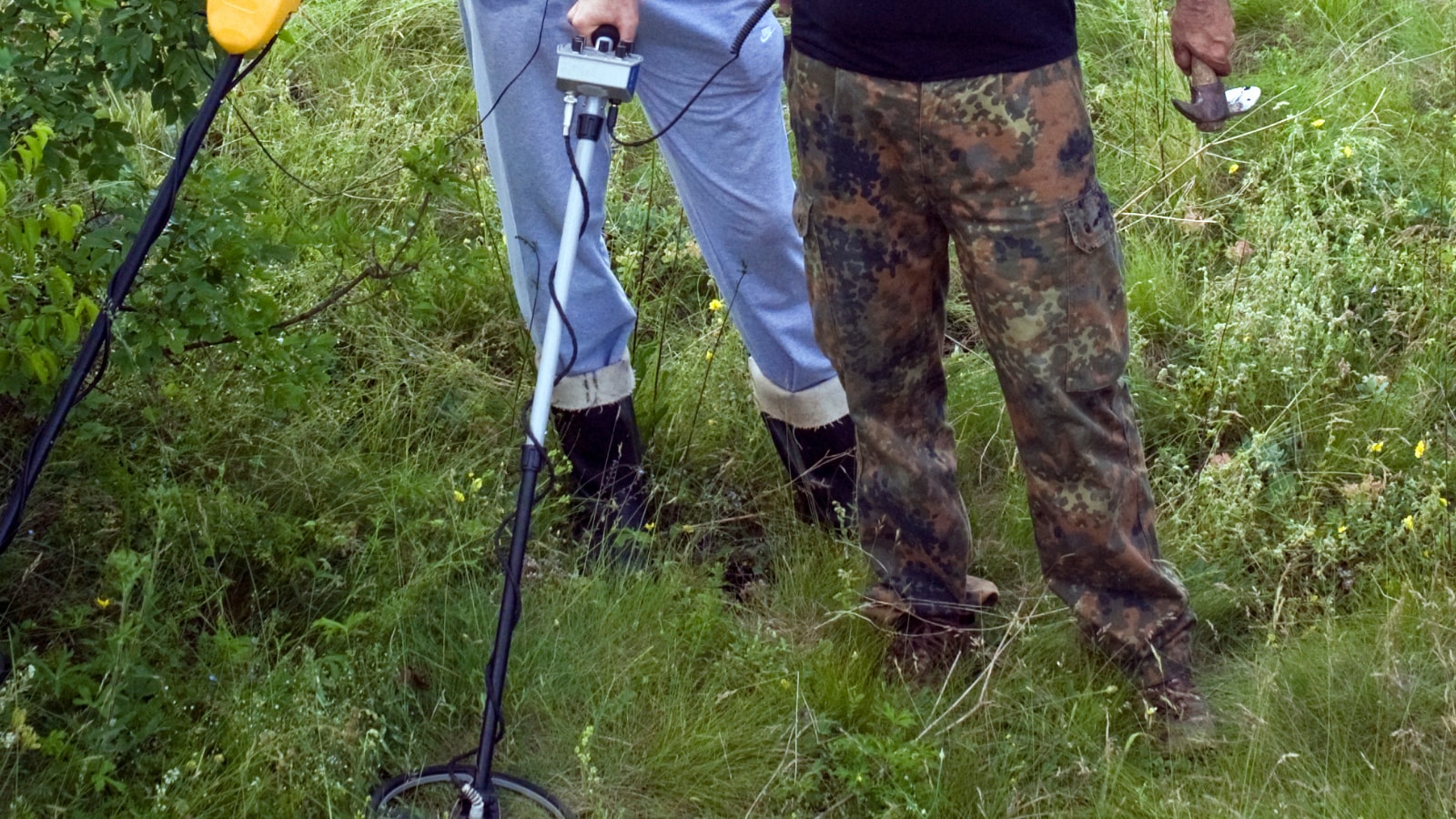 UK Man Nets Rs 6.5 Crore Fortune After Finding One of England's 'First ...