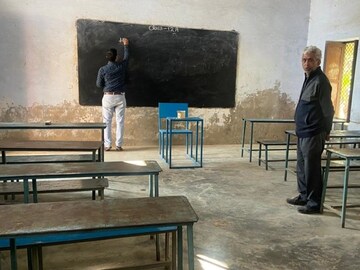 Ground Report: Whiff of Cakewalk for Akhilesh in Family Bastion Karhal ...