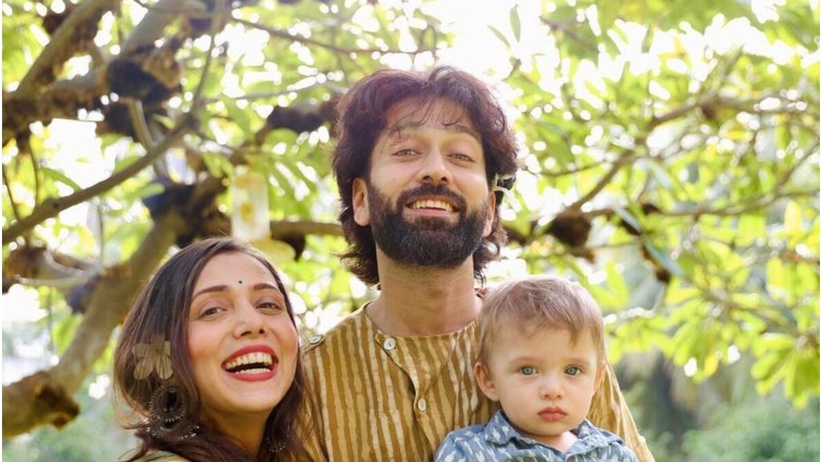In Pics: Nakuul Mehta's Adorable Moments with Son Sufi and wife Jankee ...