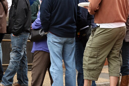 UK Man Earns Rs 16,000 Per Day Just By Standing in Queues For Rich ...