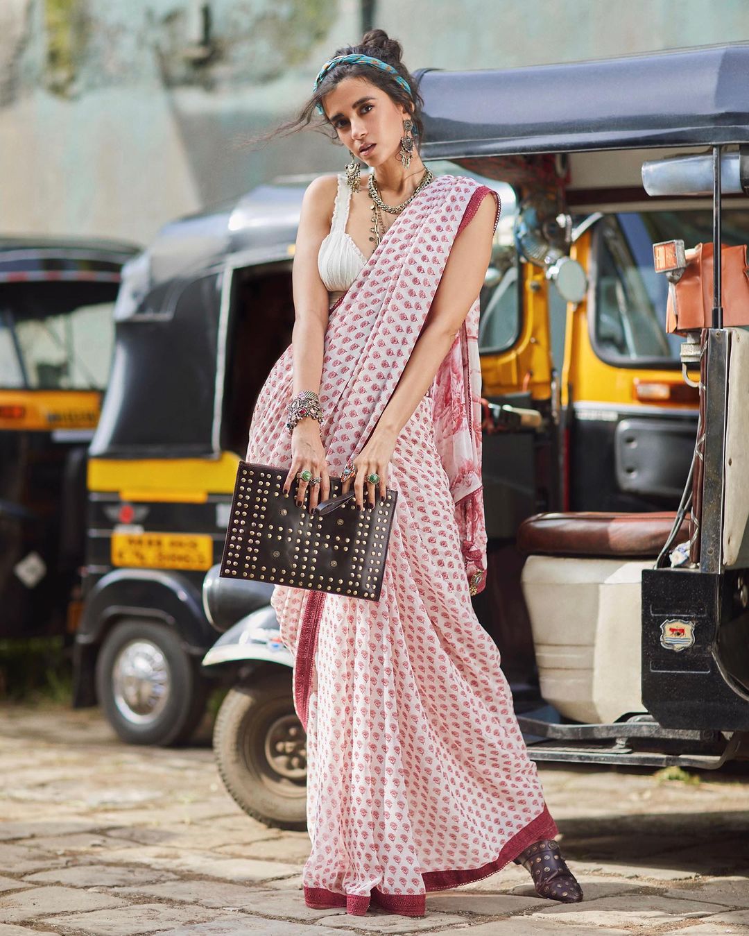 Who Is Saba Azad: All You Need To Know About Hrithik Roshan's Rumoured ...