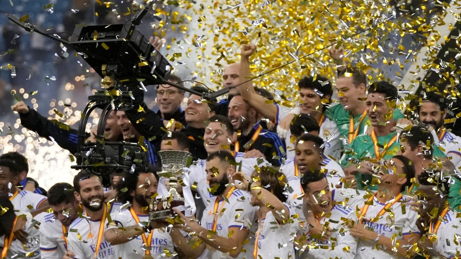 Luka Modric, Karim Bezema Score as Real Madrid Beat Athletic Bilbao to ...