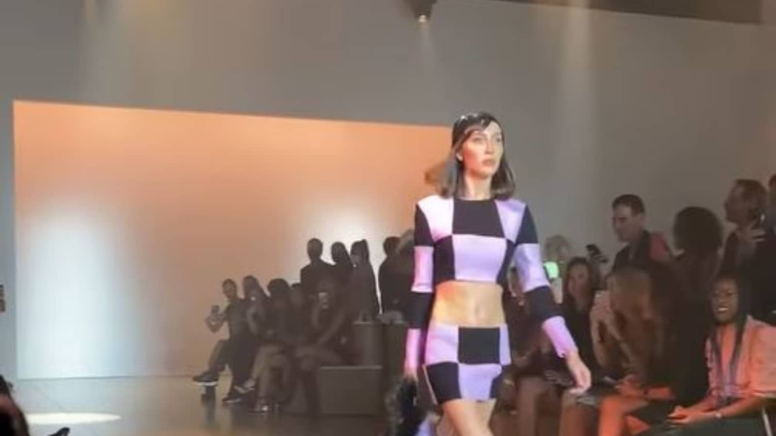 WATCH: Model Hits Audience Member With Her Coat in the Middle of New ...