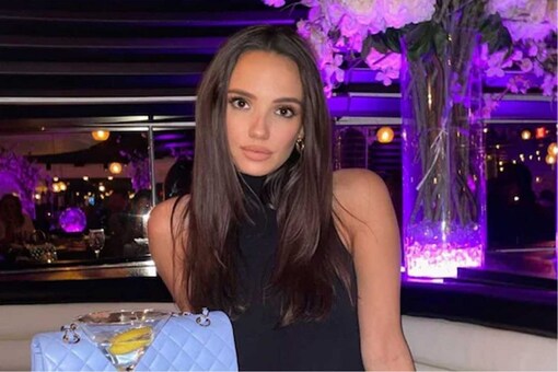 Former Call Her Daddy Host on Sending Herself ‘Anonymous’ Drinks on ...