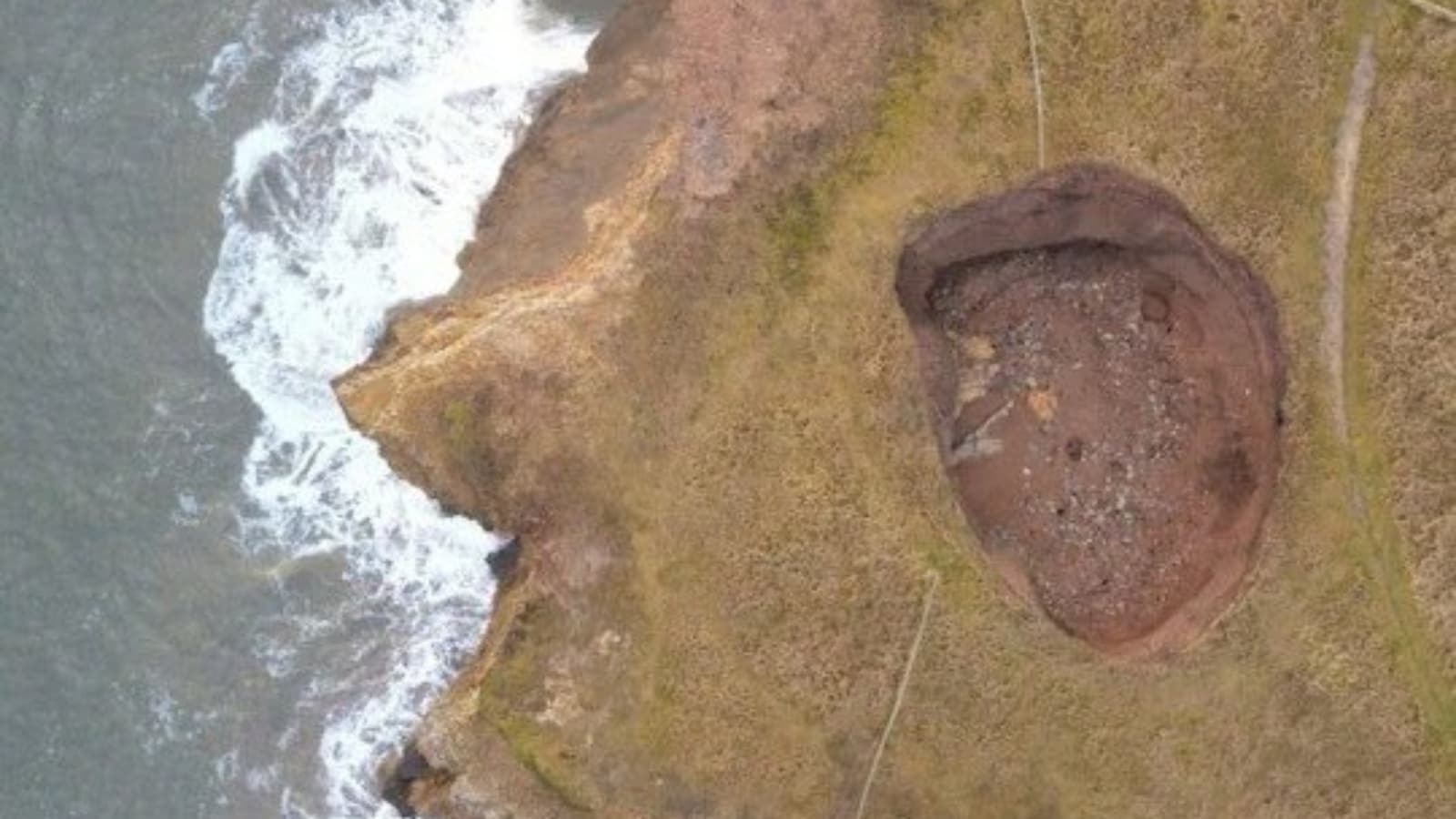 First Seen 2 Decades Ago, This UK Sinkhole Has Grown Manifold; Shows ...