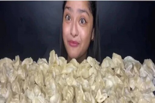 Watch: Food Vlogger Takes Challenge to Eat 100 Momos at Once. Can She ...