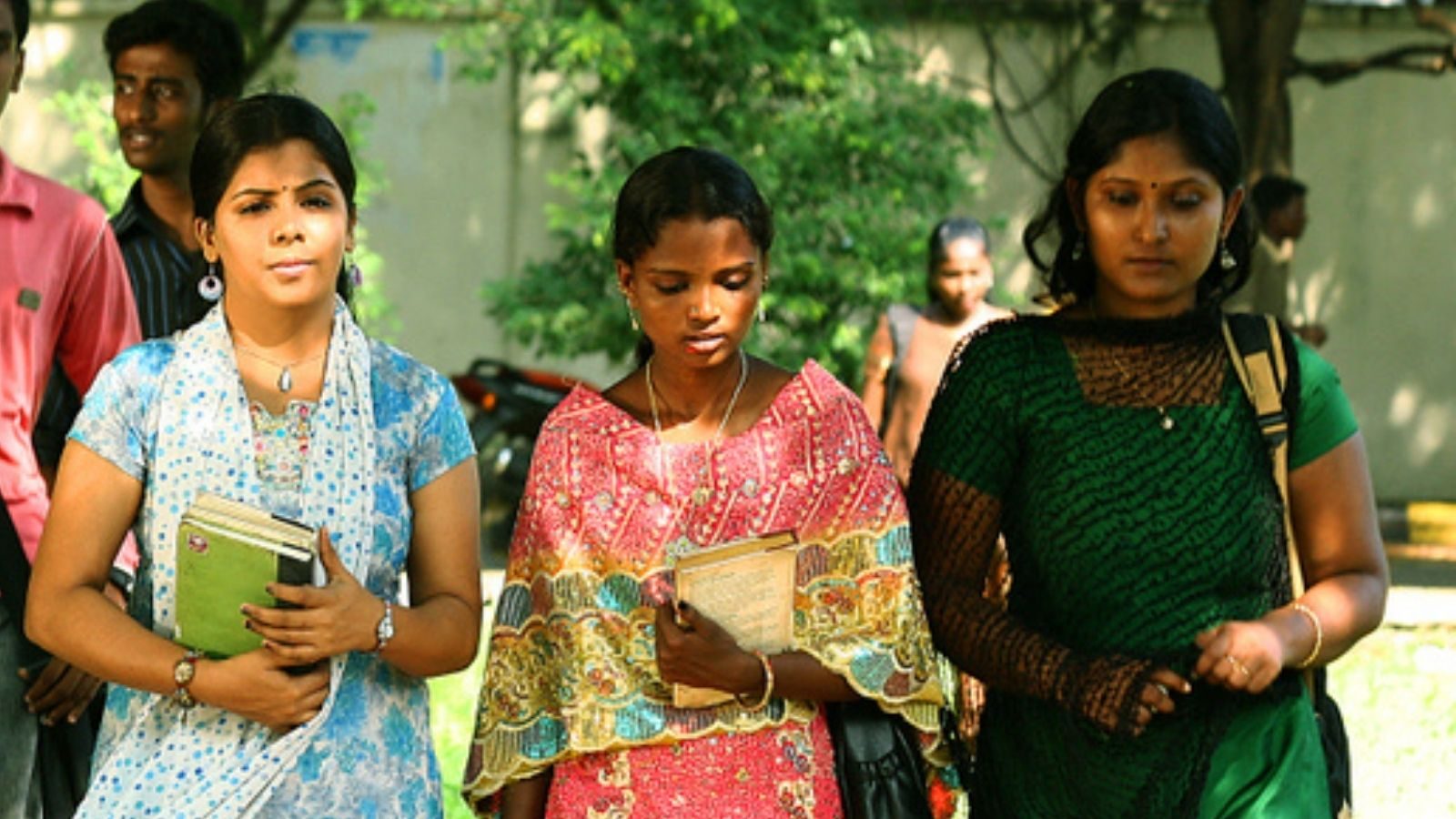 CSC Launches Yogyata App to Impart Skill-based Vocational Education to ...