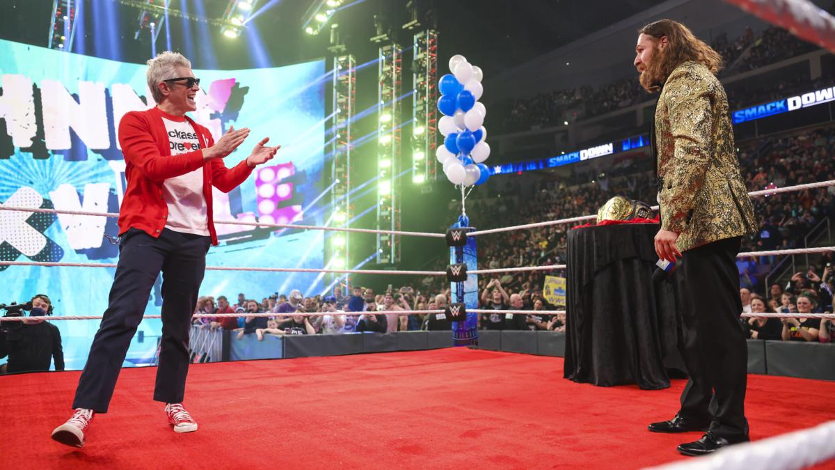 Wwe Smackdown Results Brock Lesnar Vs Roman Reigns Title Unification 9448