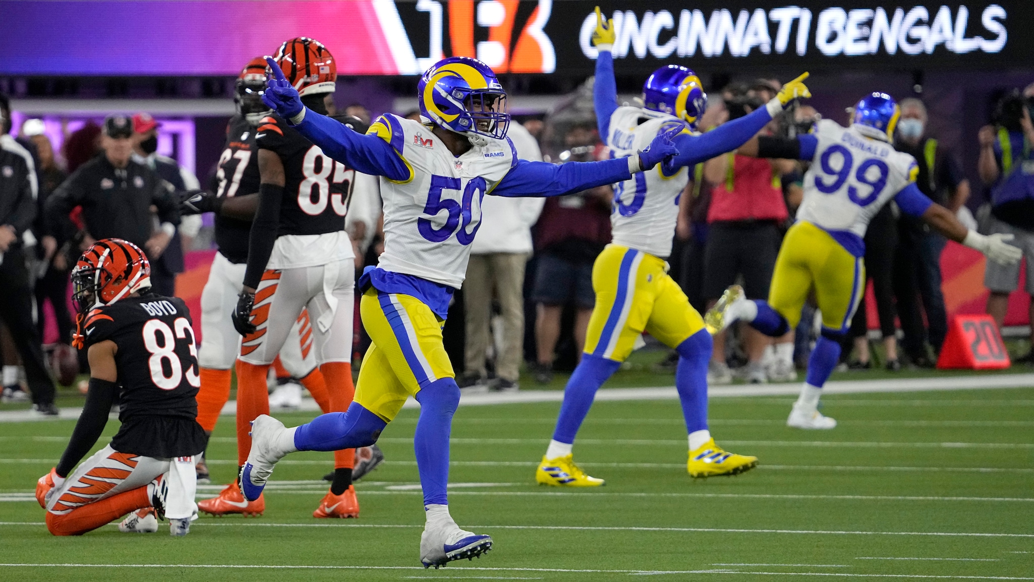 Los Angeles Rams Beat Cincinnati Bengals 23-20 to Win NFL Super Bowl 56 ...