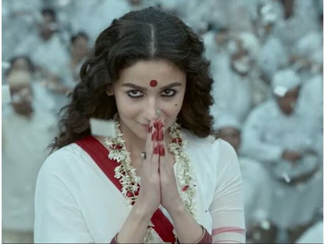 Gangubai Kathiawadi Trailer: Alia Bhatt Simply Terrific, Ajay Devgn ...