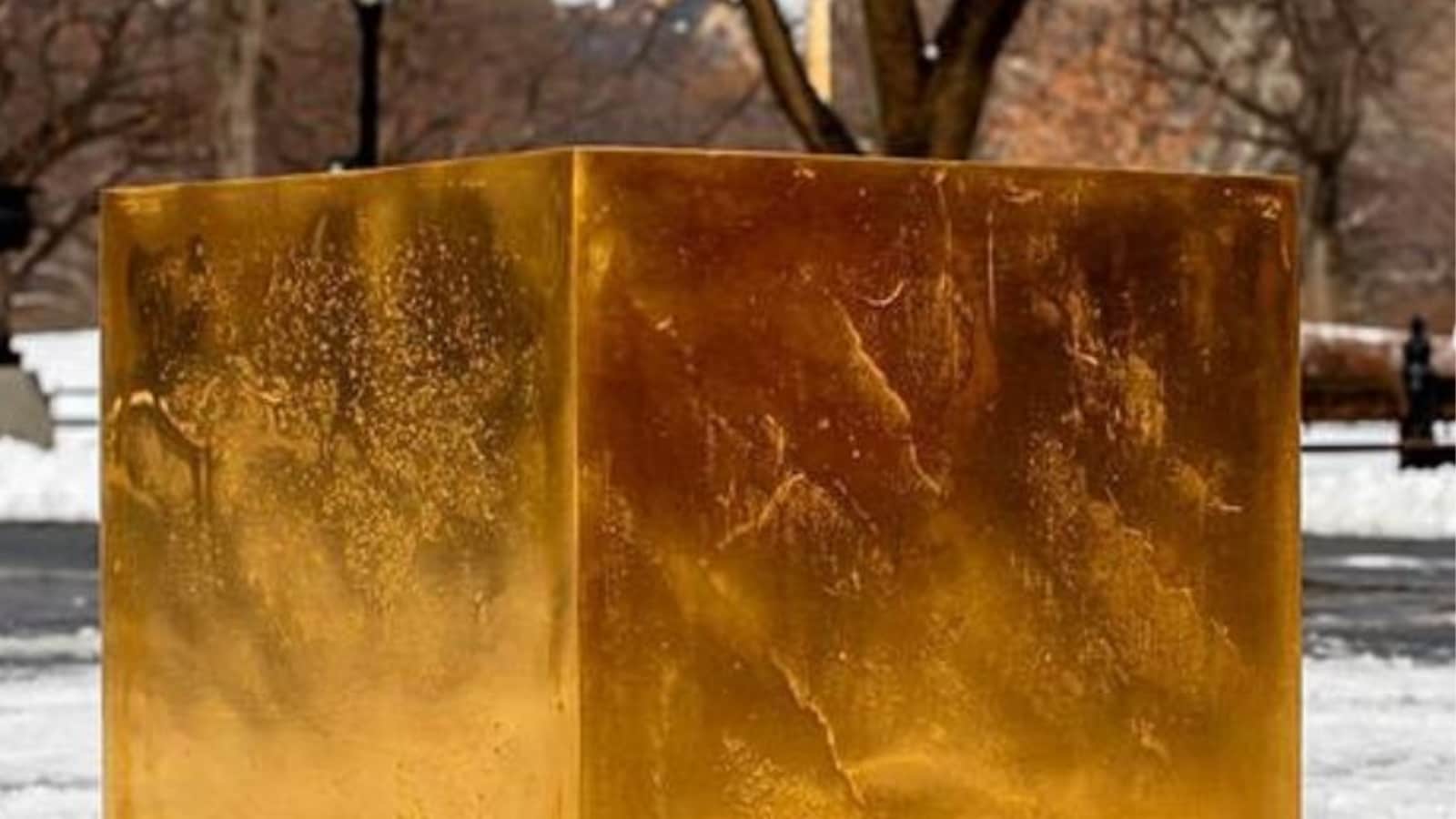 Huge Gold Cube Worth Rs 87 Crore Just Appeared in NYC's Central Park ...