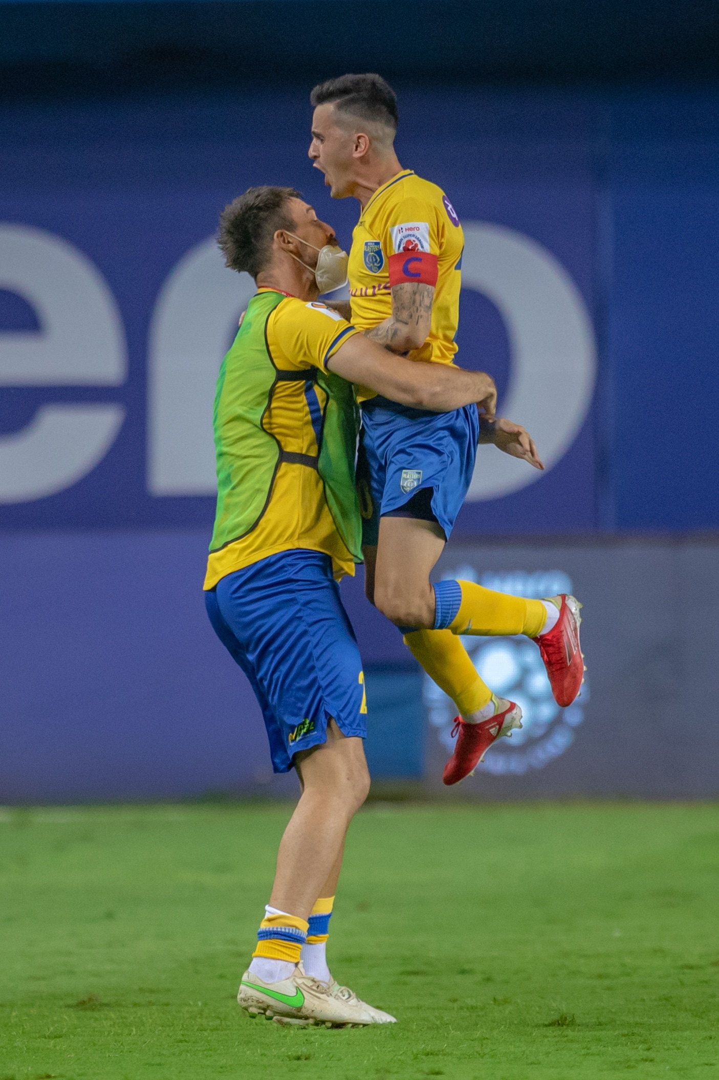 ISL 2021-22: ATK Mohun Bagan Hold Kerala Blasters to 2-2 Draw | In Pics - News18