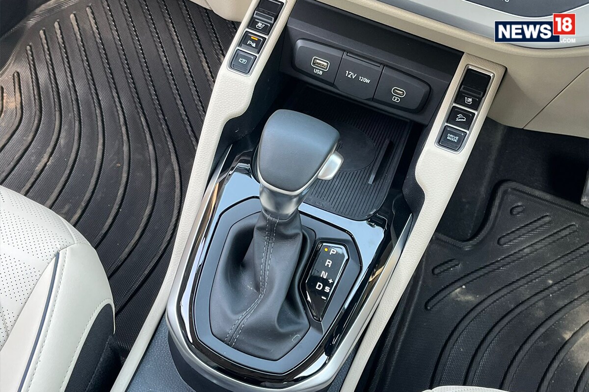 In Pics: Kia Carens Detailed Image Gallery - See Design, Interior ...