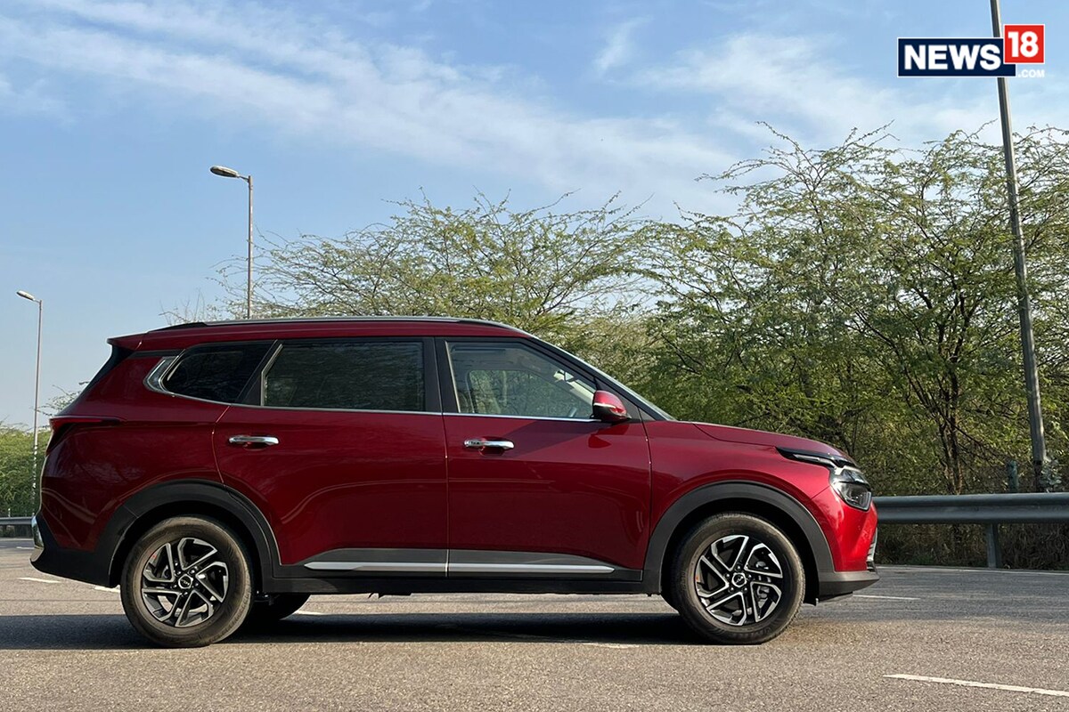 In Pics: Kia Carens Detailed Image Gallery - See Design, Interior ...
