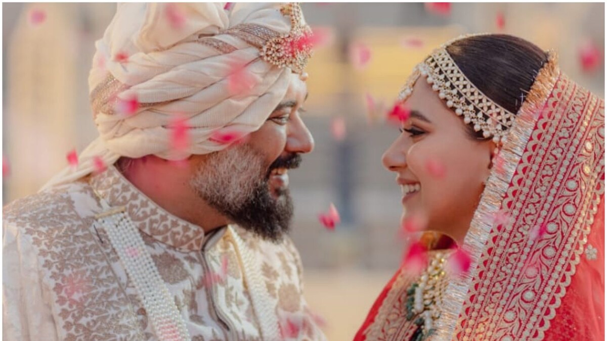Director Luv Ranjan and Alisha Vaid Pose as Groom and Bride in First ...