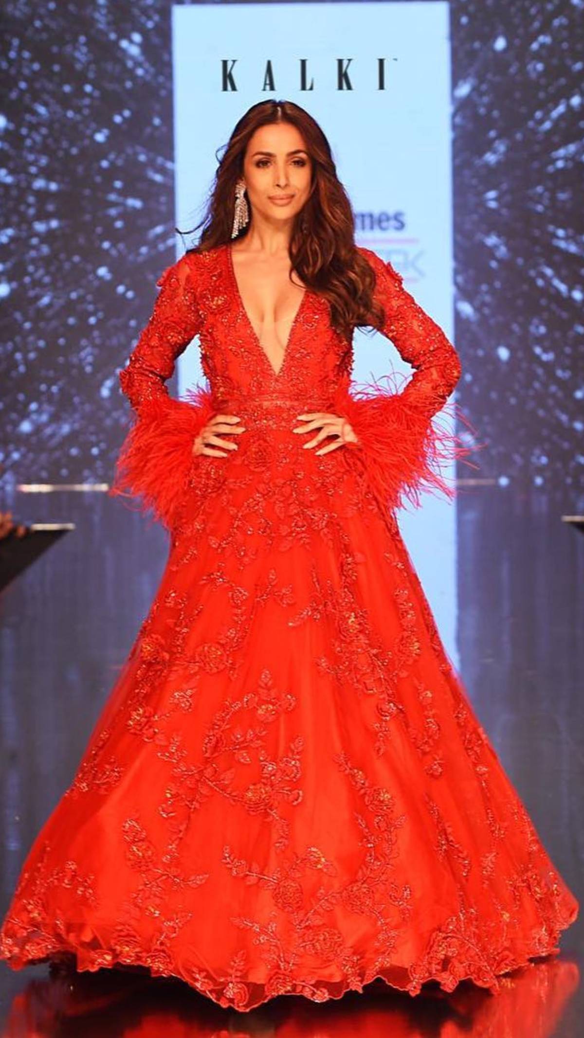 Malaika Arora Gets Into The Weekend Mood In A Shimmery Bodycon Dress ...