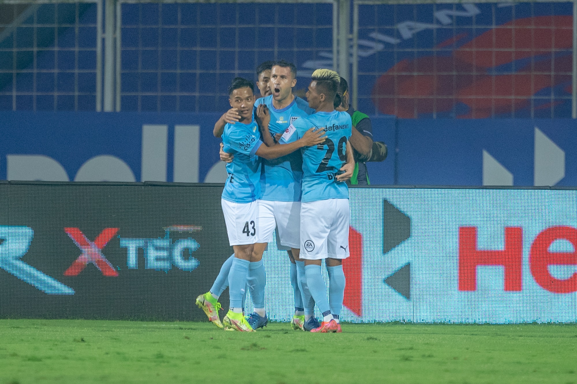ISL 2021-22: Mumbai City FC Thrash Odisha FC 4-1 | In Pics - News18