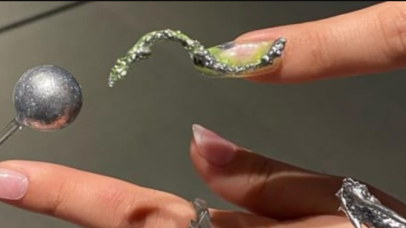 This Student Transforms Nail into Incredible Sculpture Using Everyday ...