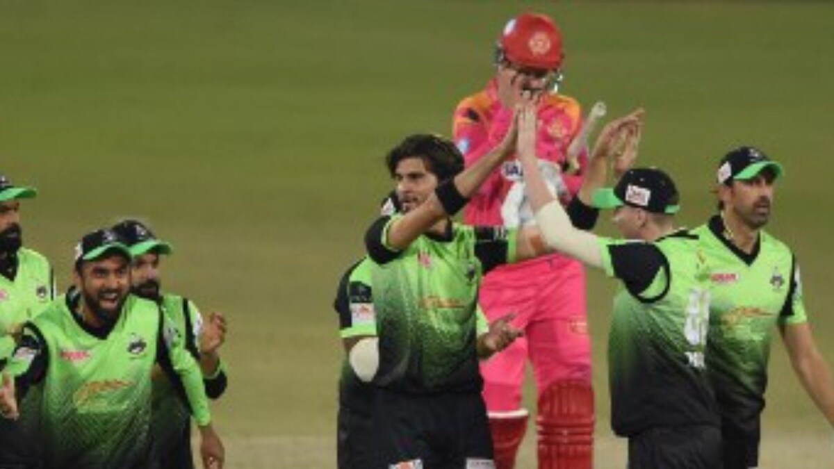 PSL: Lahore Qalandars Beat Islamabad United by 6 Runs to Reach Final ...