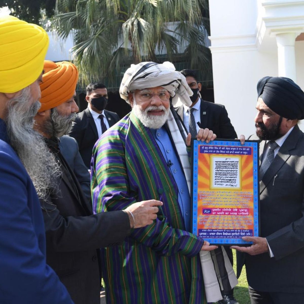 PM Modi Meets Afghan Sikhs, Hindus A Day After Hosting Prominent Sikhs ...