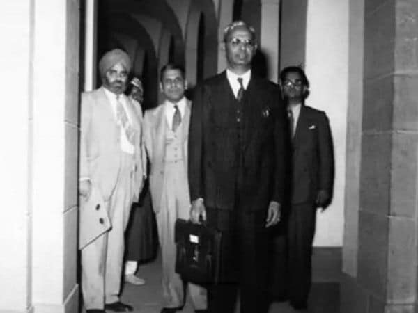 Budget Through The Years: From Suits To Traditional Attires, How ...