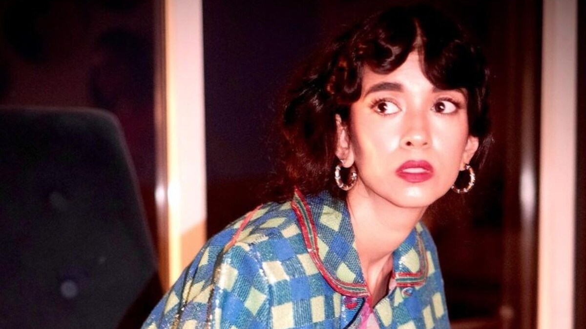 Was Hrithik Roshan's Rumoured GF Saba Azad in Live-in Relationship With ...