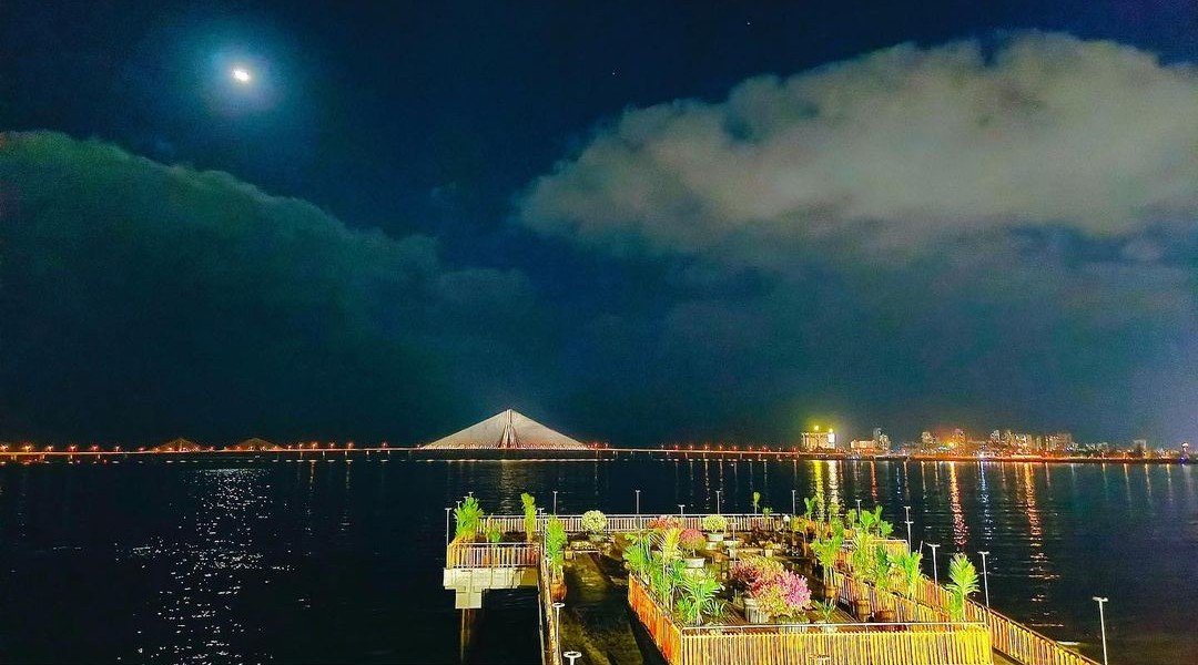 WATCH: Mumbai's New Tourist Destination, a Sea-viewing Deck at Dadar ...