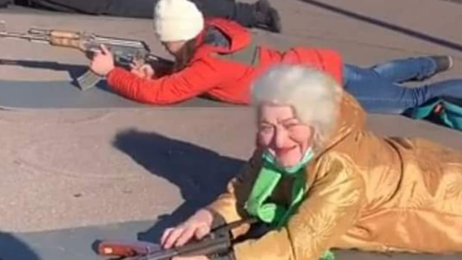Ukrainian Grandmother Picks up AK-47, Undergoes Combat Training Amid ...