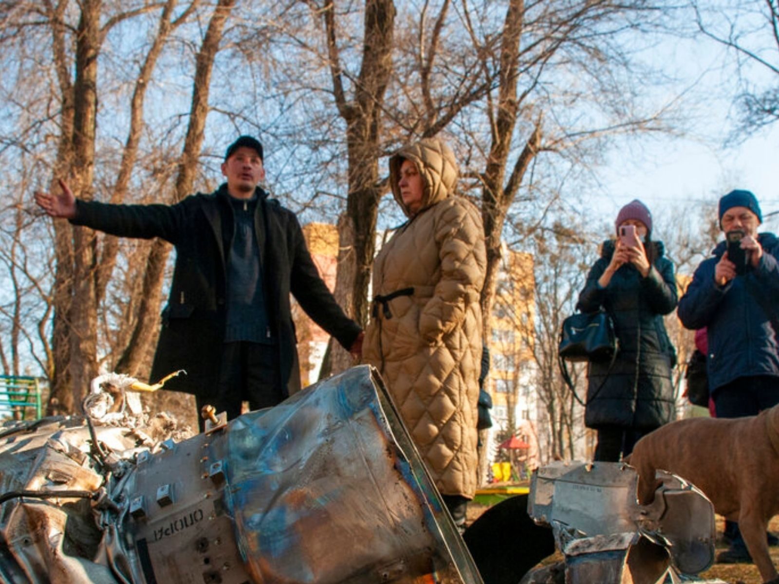 As Russia Launches Full-Scale Invasion, Horrific Visuals of Loss ...