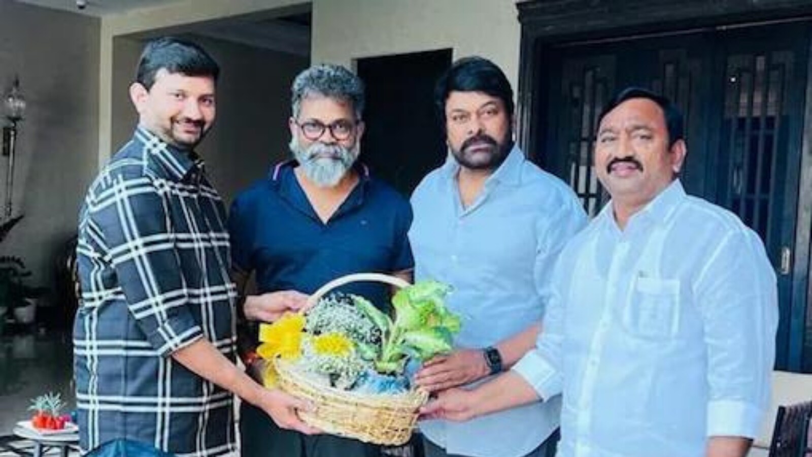 Pushpa Director Sukumar Joins Hands With Chiranjeevi for This Project ...