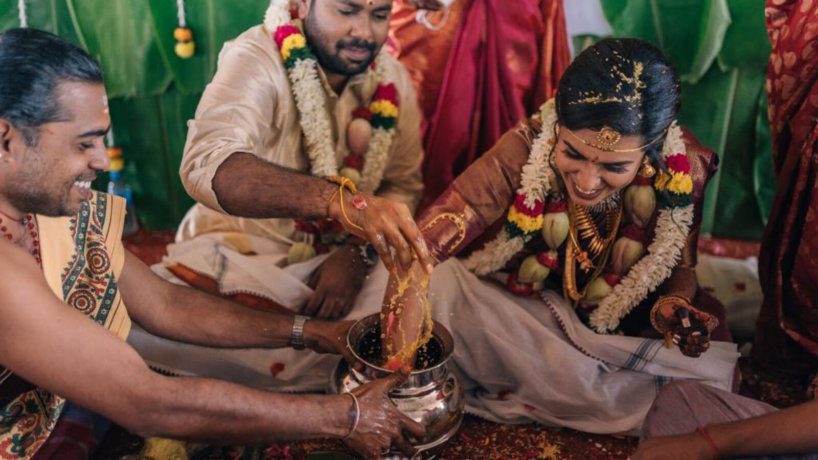 'Started With Pen, Ended in Poetry': Ashwin Saravanan Ties Knot With ...