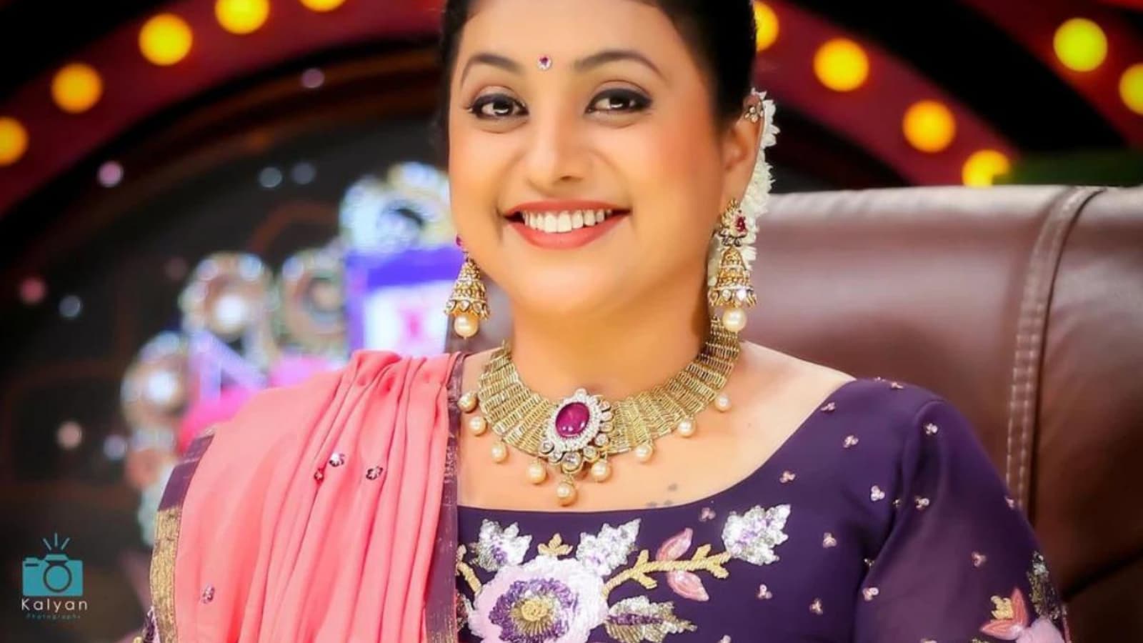 Actress Roja Selvamani Wants To Act With Telugu superstar Mahesh Babu ...