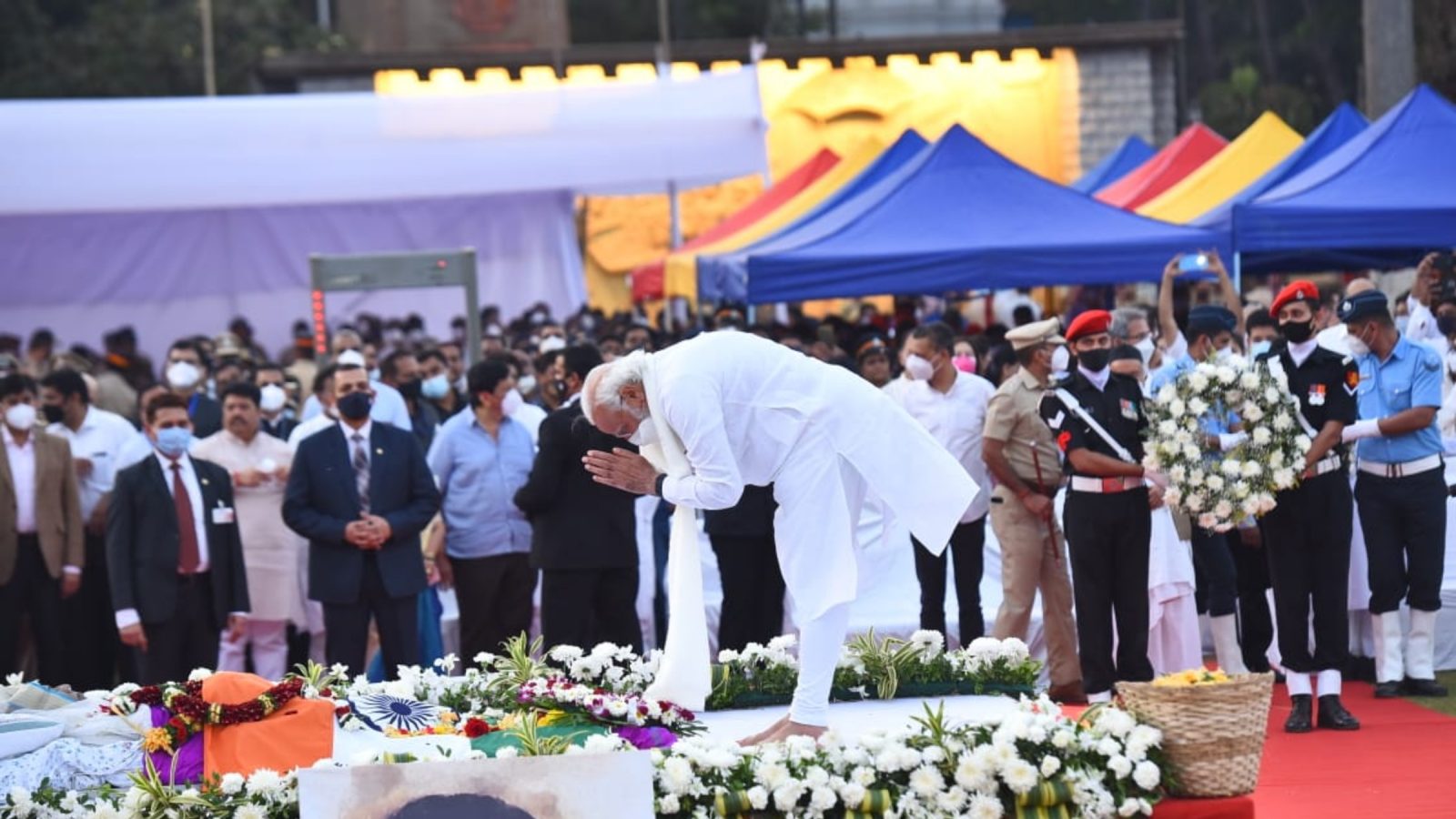 In Pictures: Prime Minister Narendra Modi Attends Lata Mangeshkar's ...